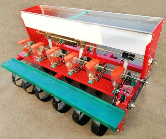 6 Rows Vegetables Planter Machine