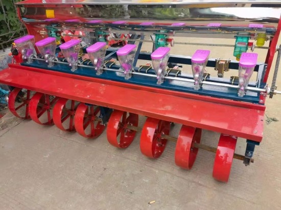8 Rows Vegetable Planter for Farm
