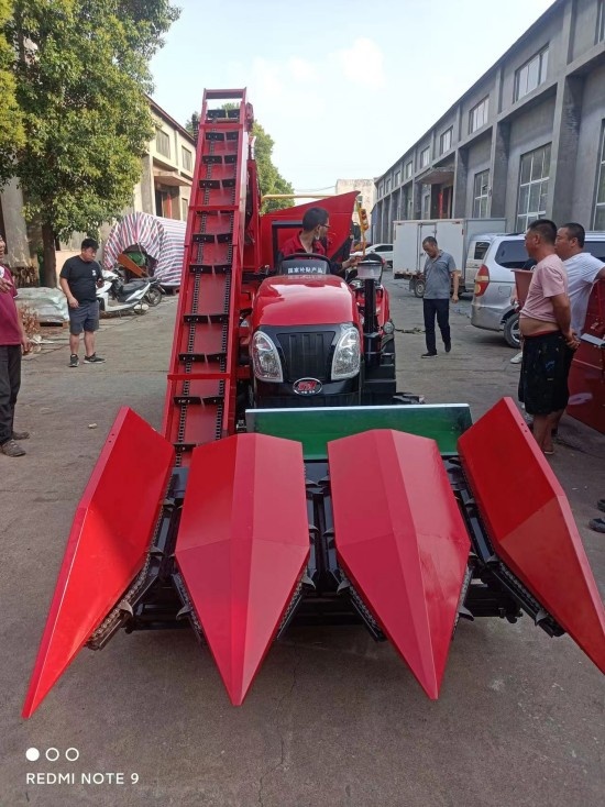 3 Rows Mini Corn Harvester Machine and Corn Silage Harvester for Tractor