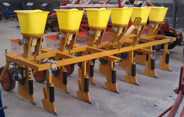 6 Rows precision Corn Planter